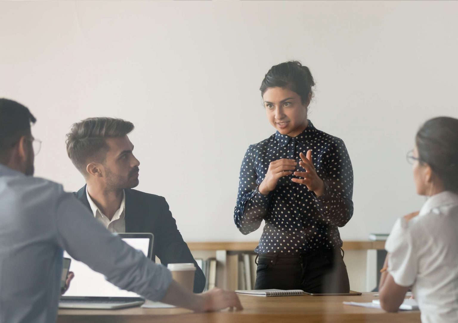 HRD Harus Tau! Pahami Jenis-Jenis Feedback Untuk Karyawan - OnTime Payroll